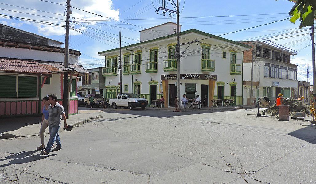 Alfredo Café en Barcelona, Quindío. Eje Cafetero Turismo